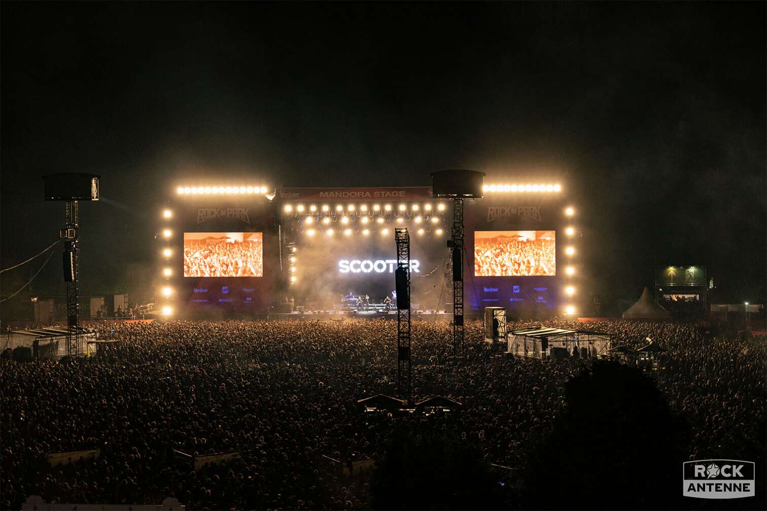 Rock im Park 2022: Die Fotos von Måneskin, Offspring, Muse & Co.