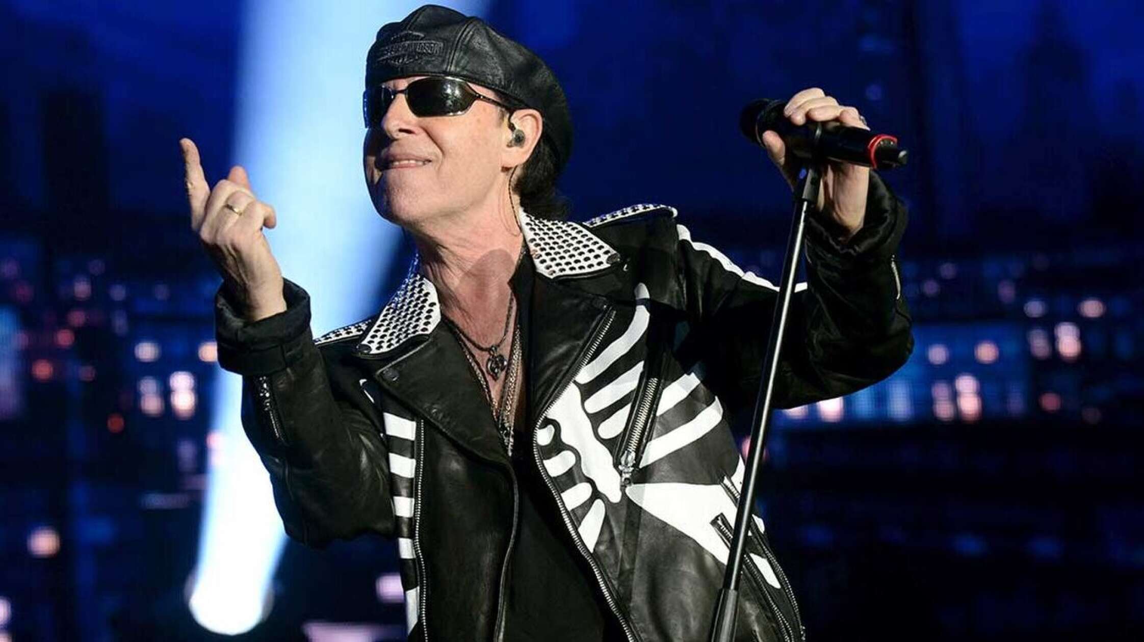Klaus Meine: 5 Fakten über den Frontmann der Scorpions | ROCK ANTENNE ...